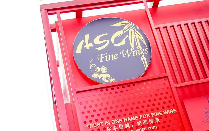ASC青春正红快闪活动策划用葡萄酒拥抱了潮文化，非一般视觉！ - 会展活动策划CCASY.COM