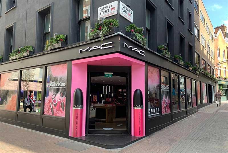 MAC新店开业典礼活动策划了一场混沌与创造力的色彩狂欢AVAF - 会展活动策划CCASY.COM