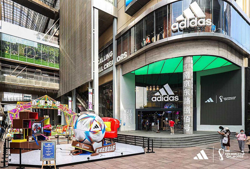 去adidas世界杯快闪店活动策划解锁复古球衣穿搭大片 - 会展活动策划CCASY.COM