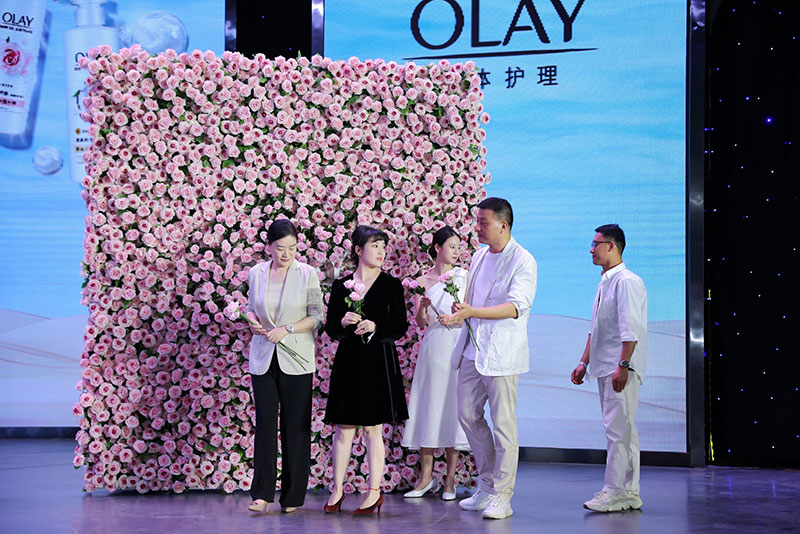 OLAY沙漠水感秀场新品发布会活动策划竟以干燥沙漠之境来试炼肌肤水润 - 会展活动策划CCASY.COM