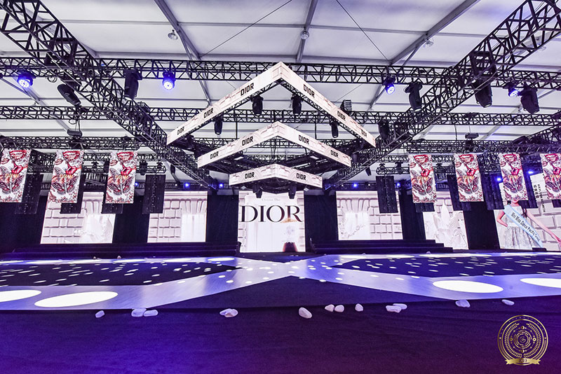 GZ国际高奢秀活动策划打造了一场流动的视觉盛宴 - 会展活动策划CCASY.COM