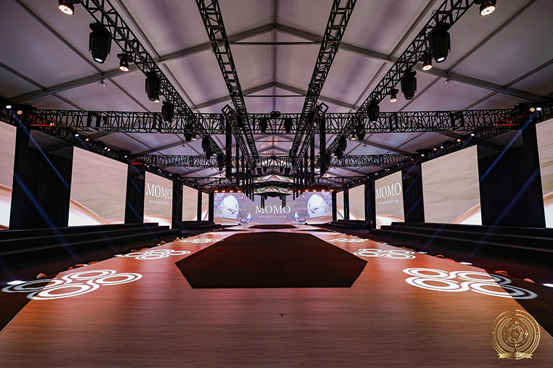 GZ国际高奢秀活动策划打造了一场流动的视觉盛宴 - 会展活动策划CCASY.COM