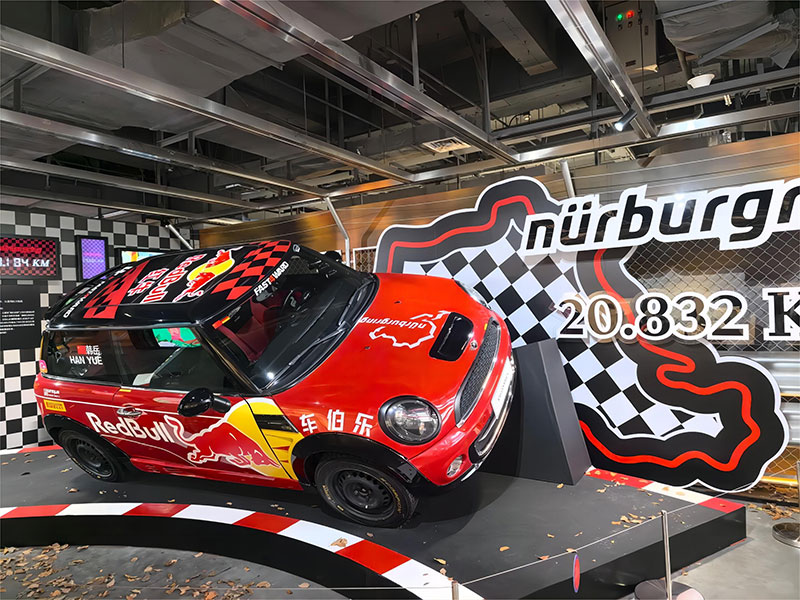 MINI创造力文化大展活动策划现场每一辆MINI都独具一格，分分钟出大片 - 会展活动策划CCASY.COM